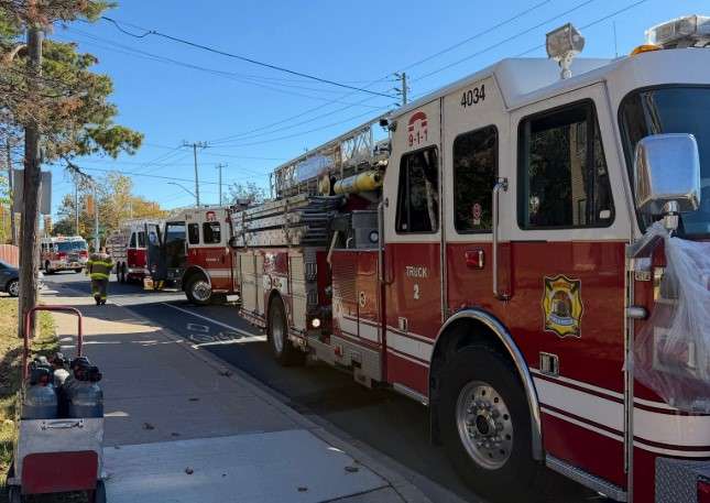 Crews battle kitchen fire on Curry Ave