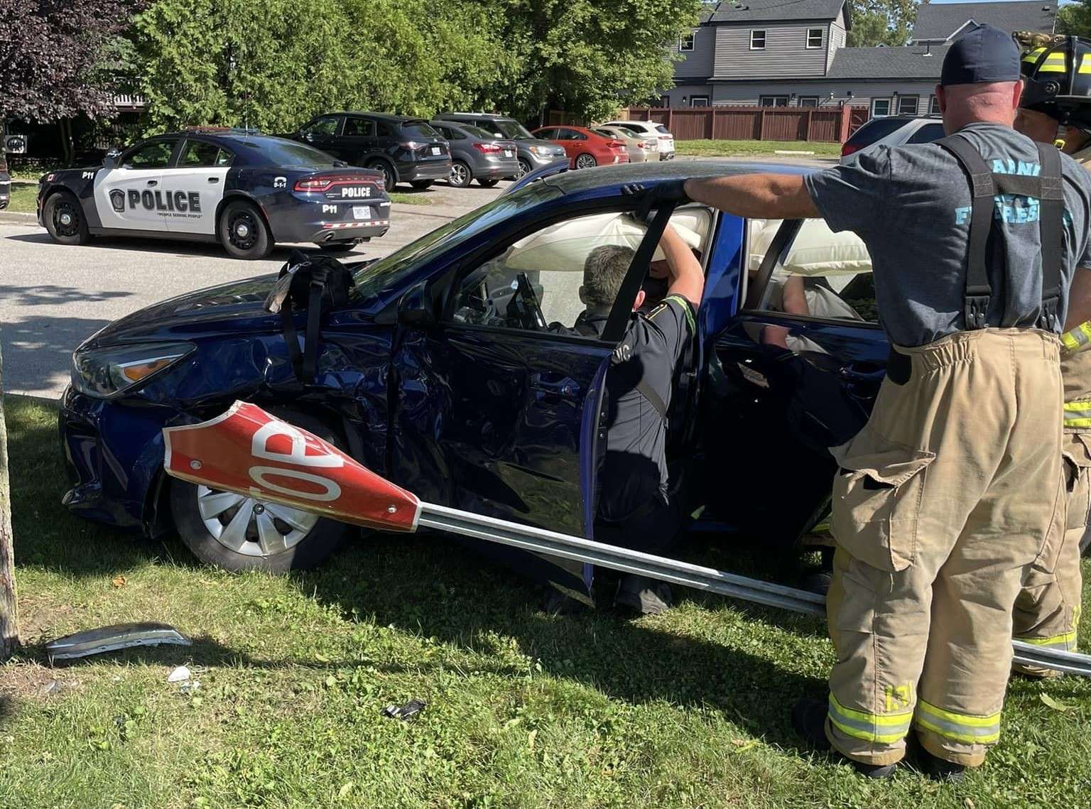 UPDATE: Sarnia crash sends two to hospital