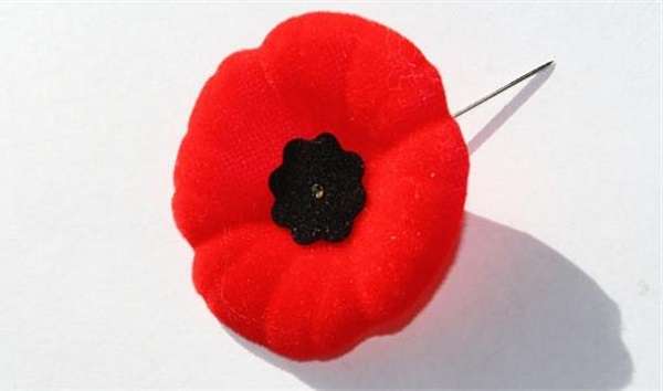 Governor General receives first poppy of 2023 campaign