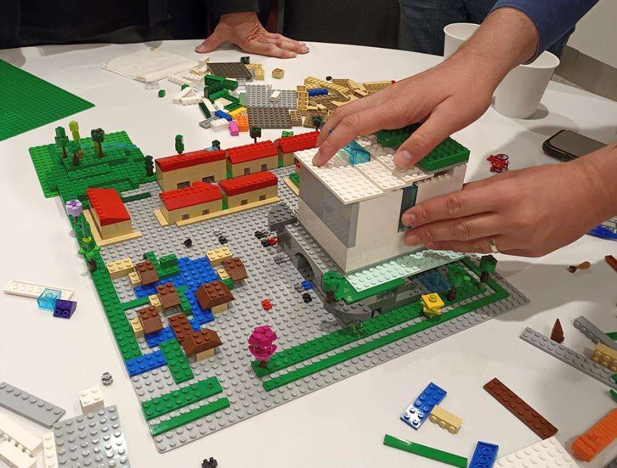 Owen Sound Library hosts LEGO Building competition for kids and families
