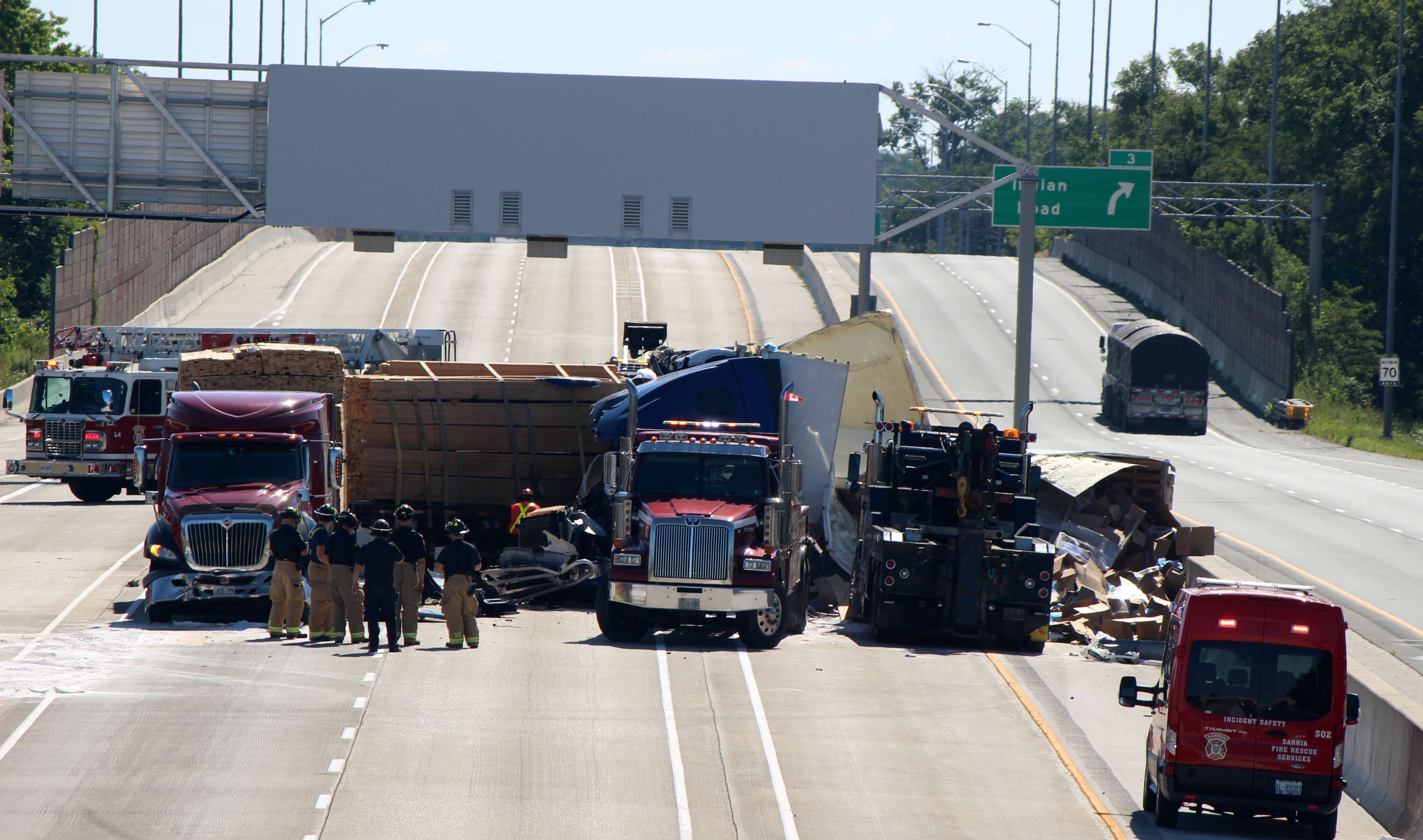 UPDATE: Second Multi-Transport Crash In A Week Closes 402