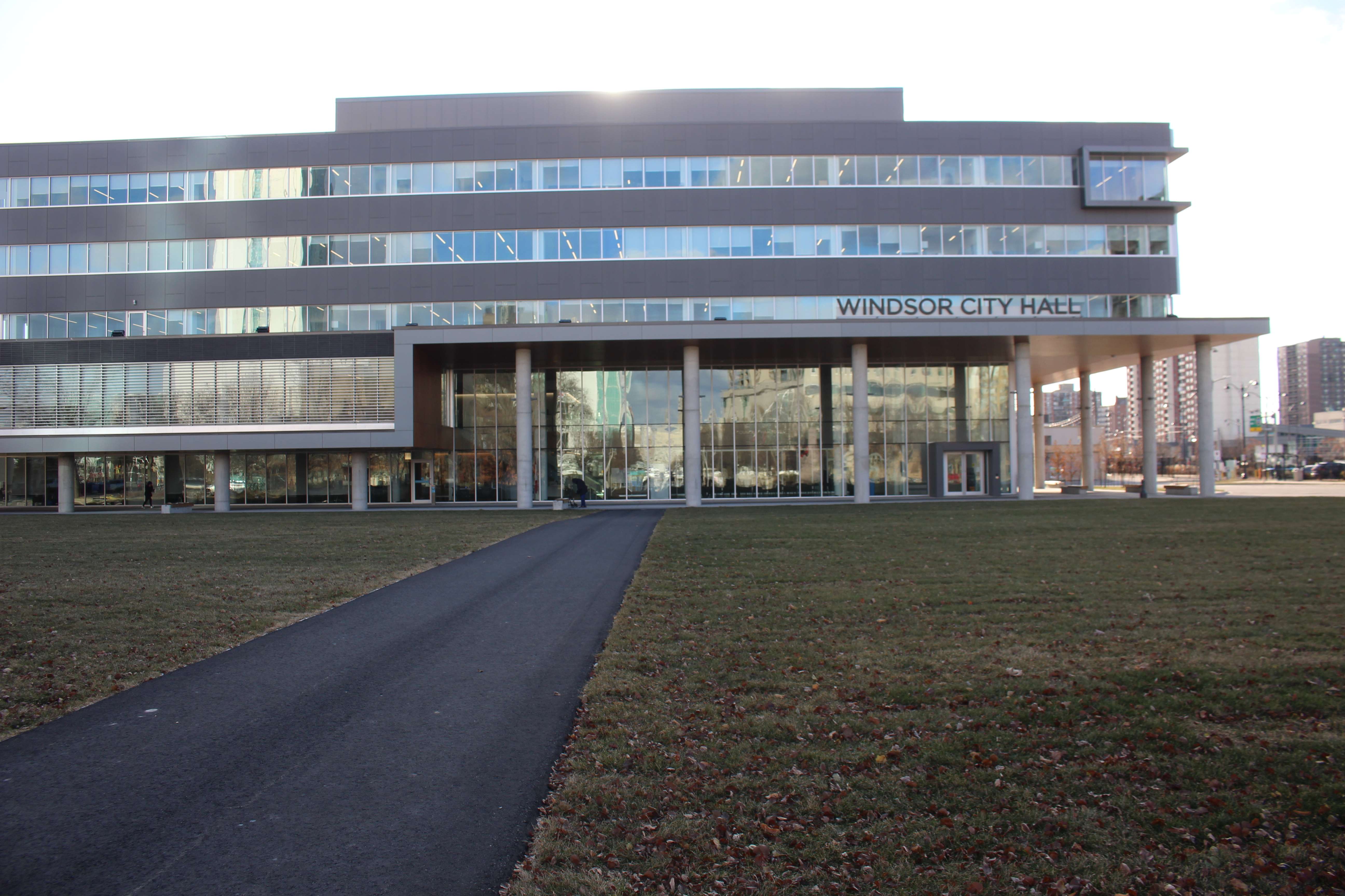 Windsor City Hall to glow orange on Canada Day