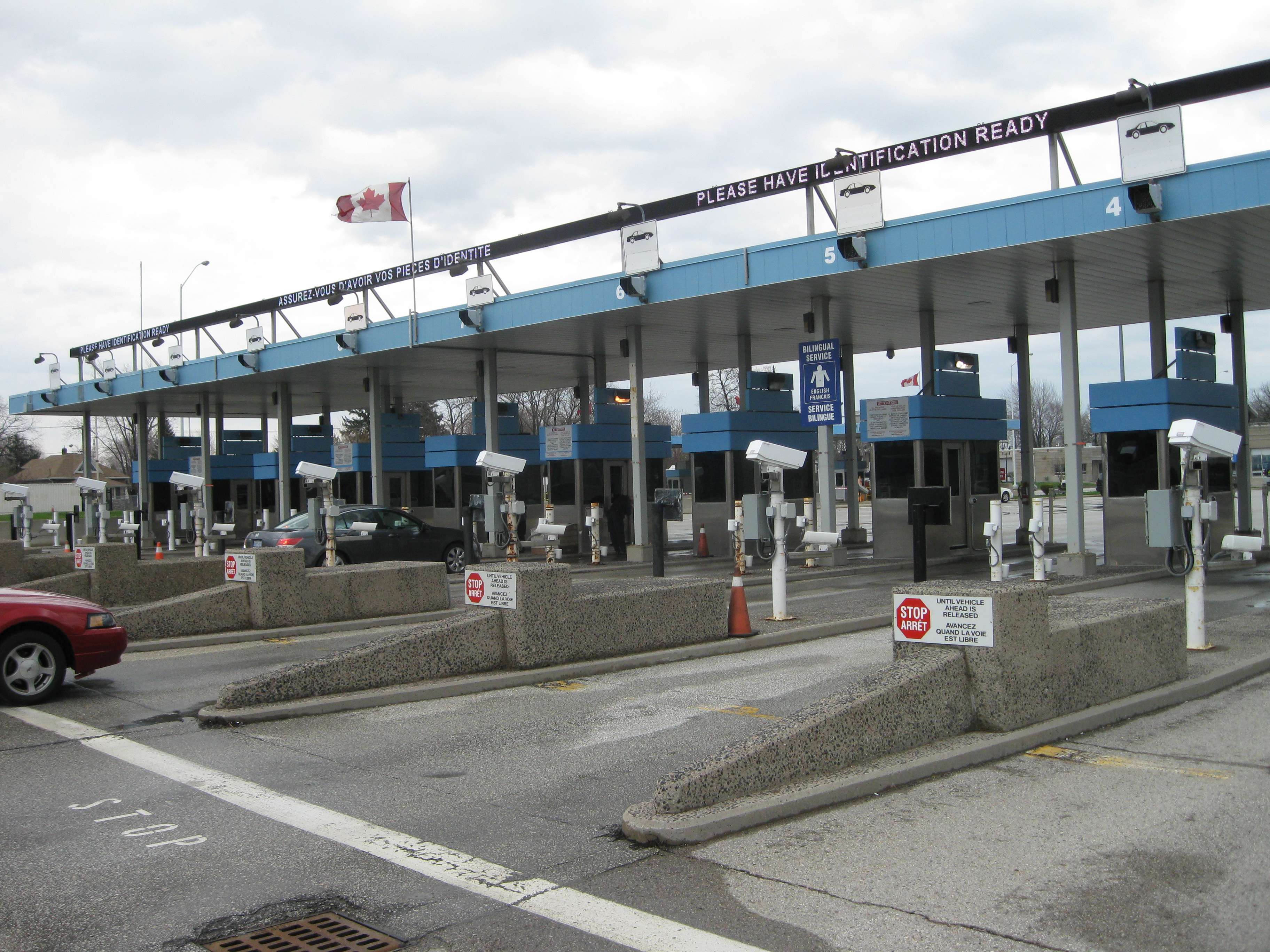 CBSA provides hints for border travel this Thanksgiving weekend