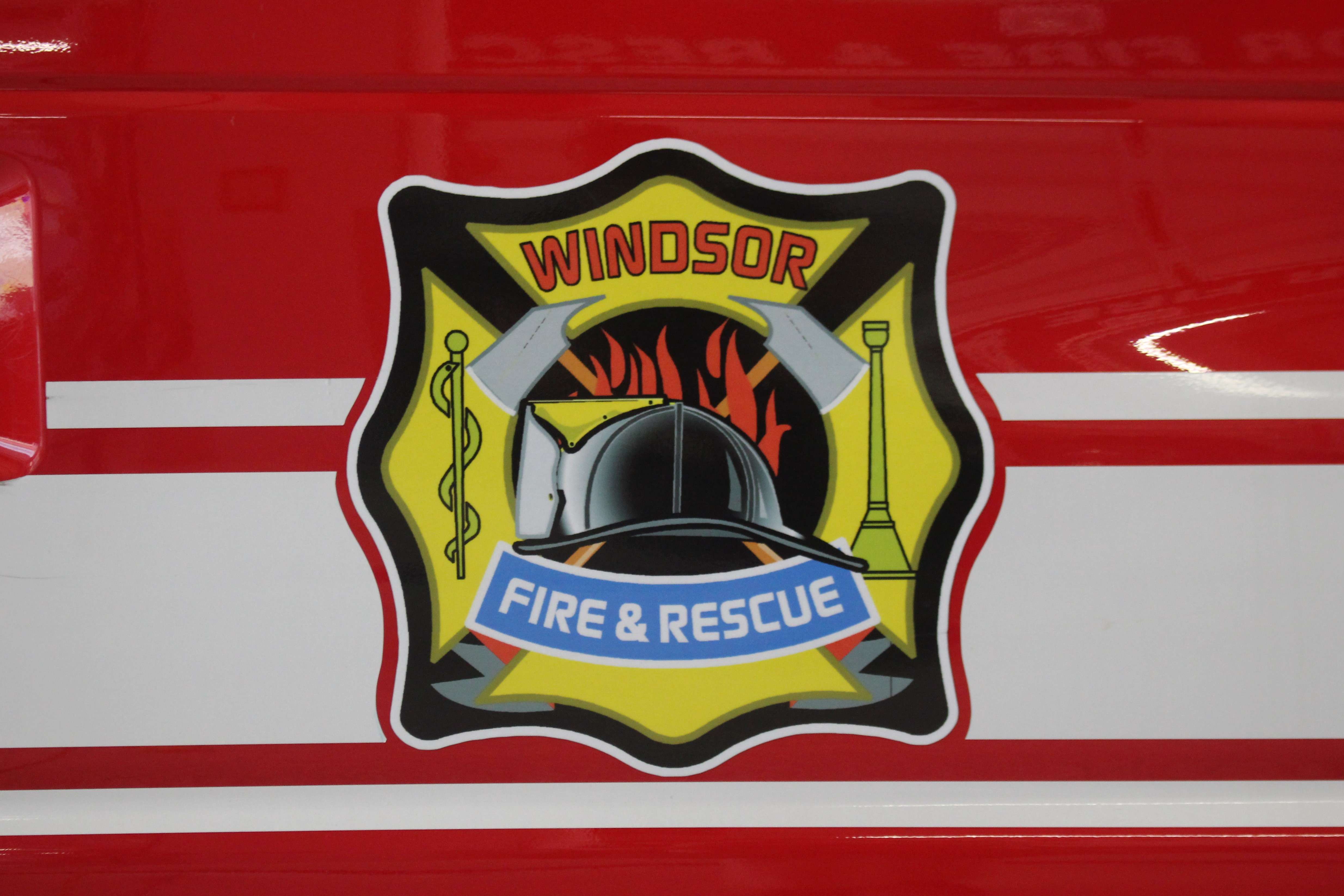 UPDATE: Elm Avenue fire displaces several people