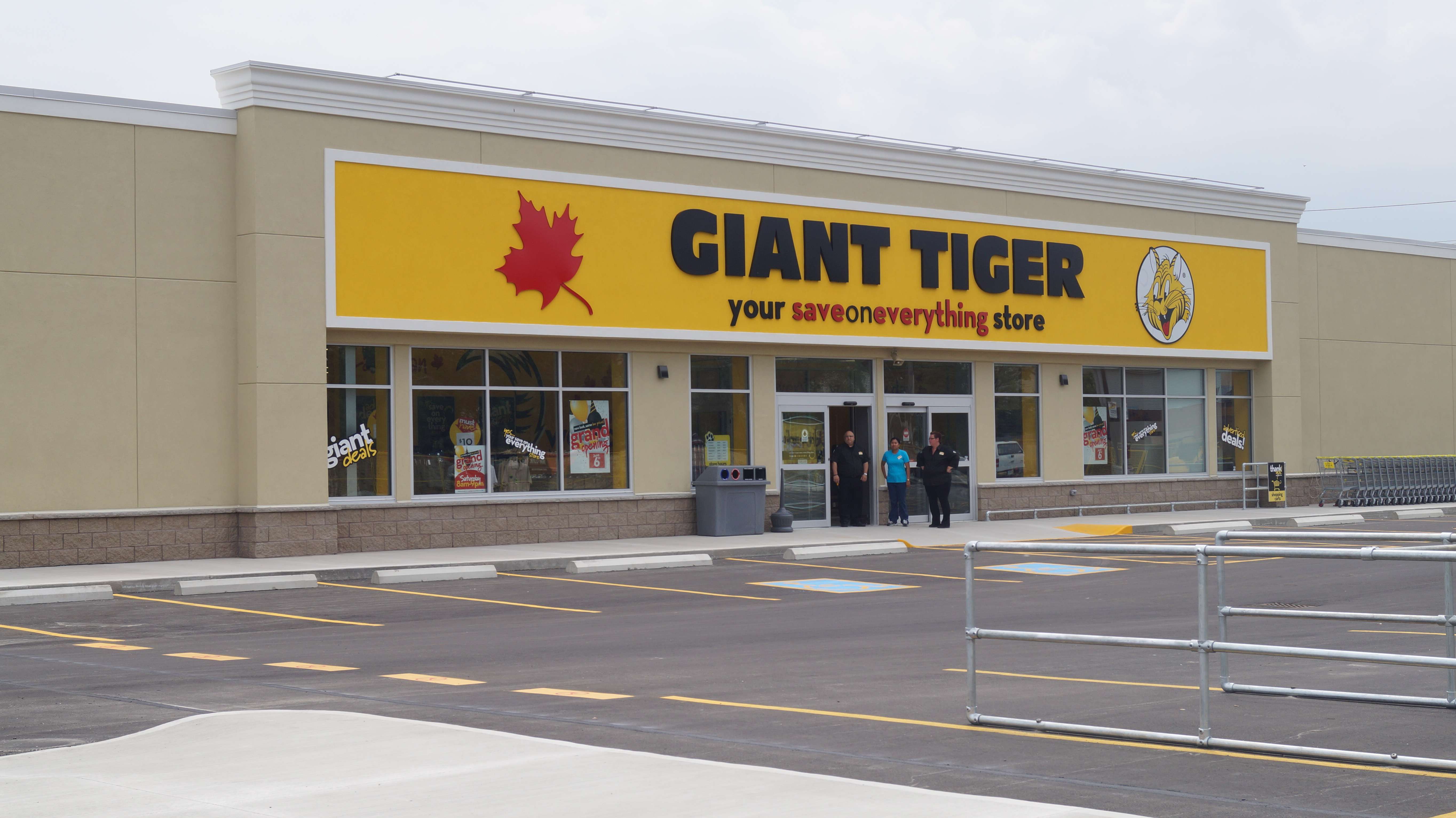Giant Tiger Open for Business