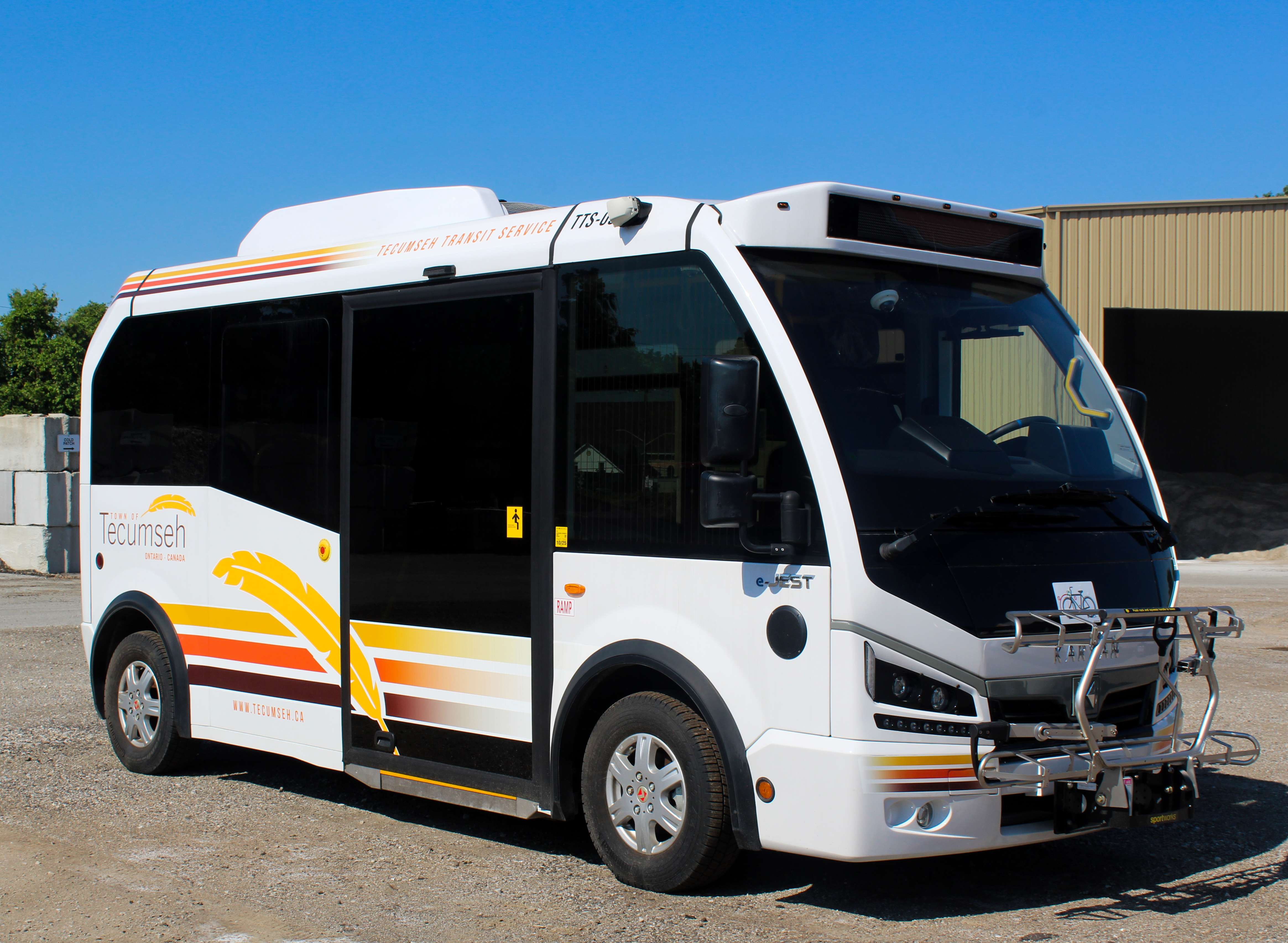 Tecumseh unveils new electric transit fleet