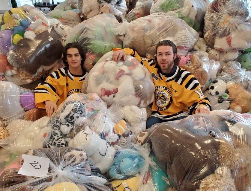 Teddy Bear Toss collection climbs over 5,000