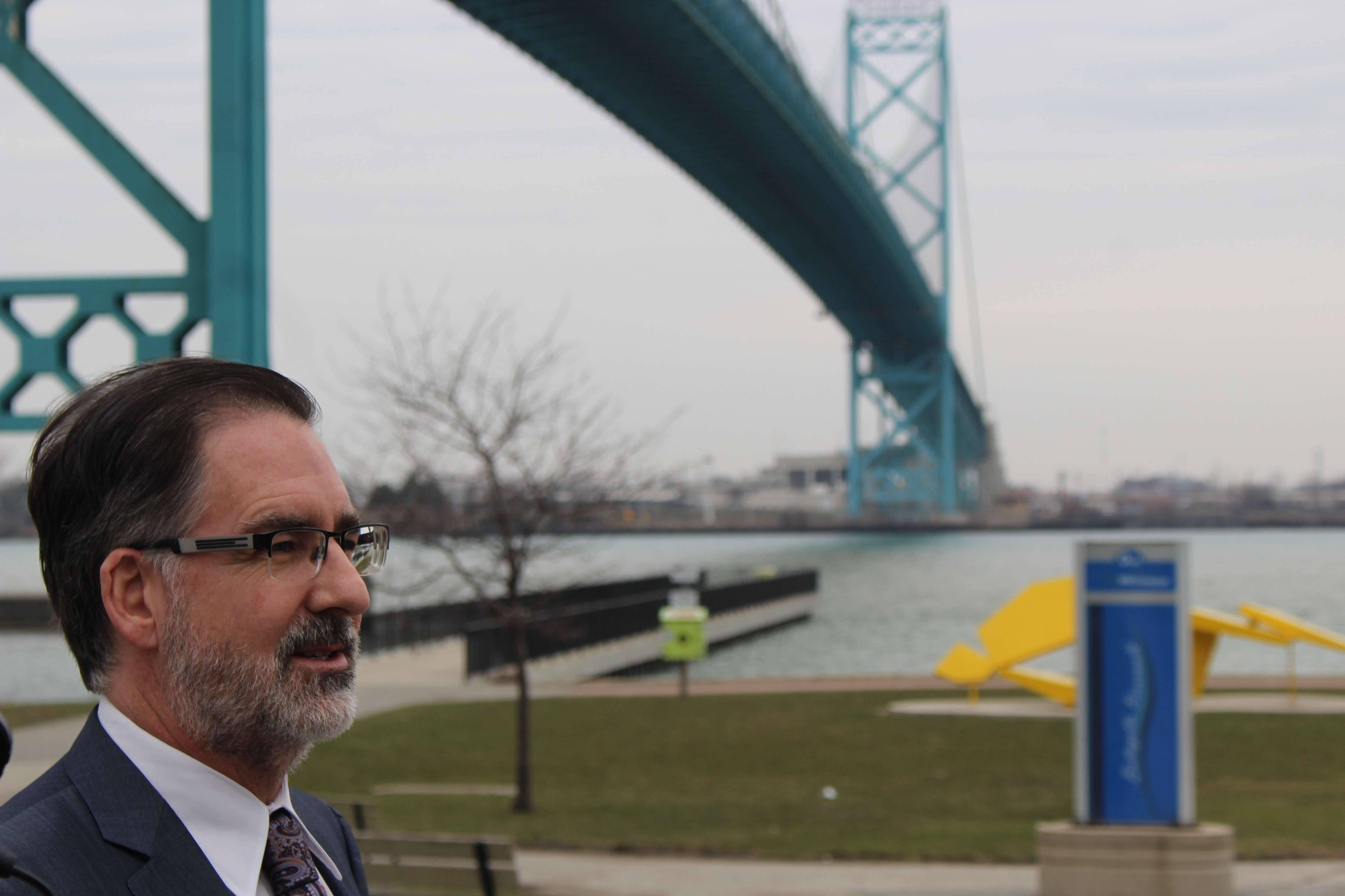Masse pushes amendment to Ambassador Bridge twinning agreement to ...