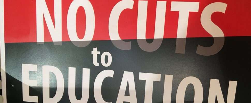 UPDATE: ETFO members walk the lines across the province