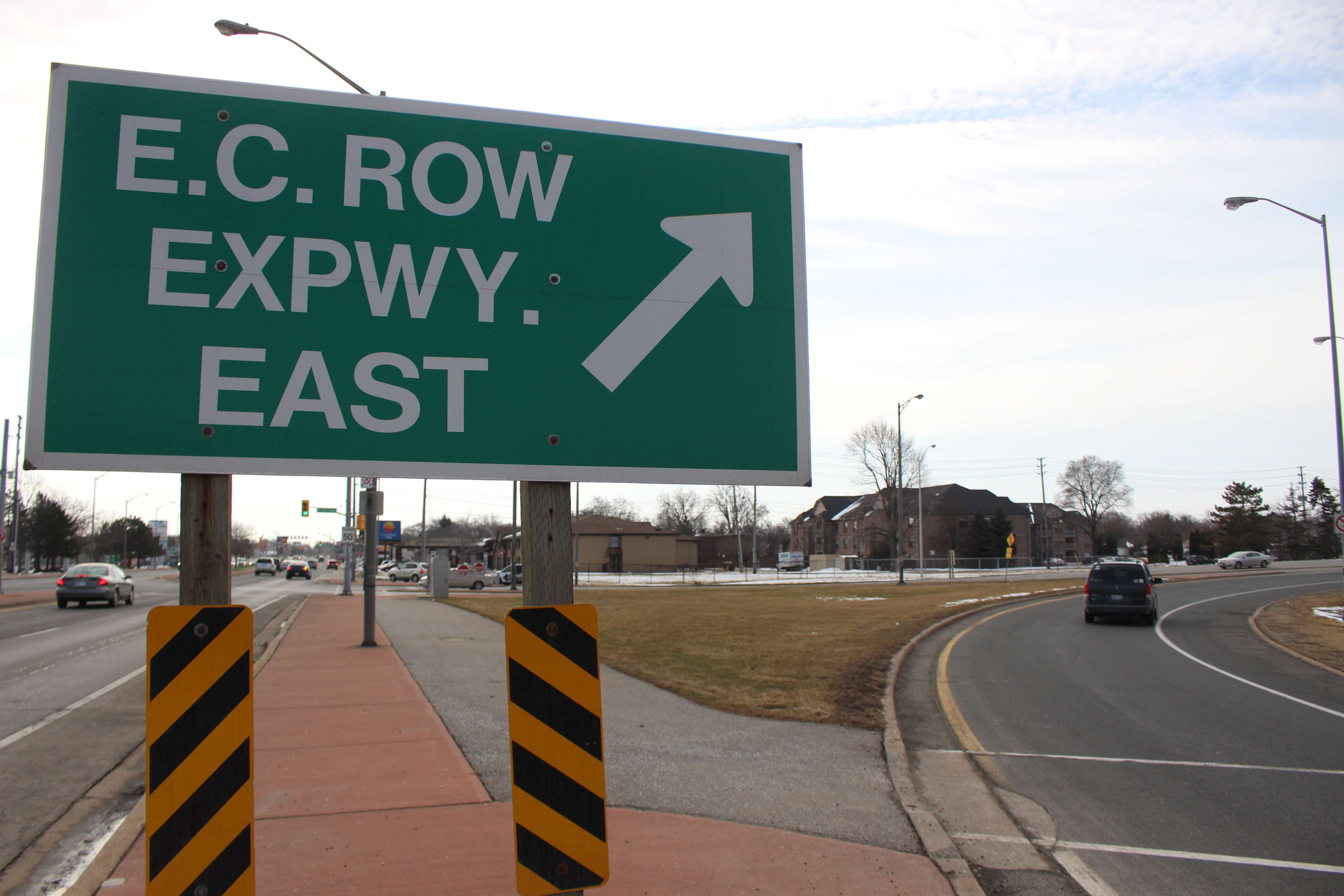 Ramp closure at Dougall Ave and E.C. Row begins Tuesday