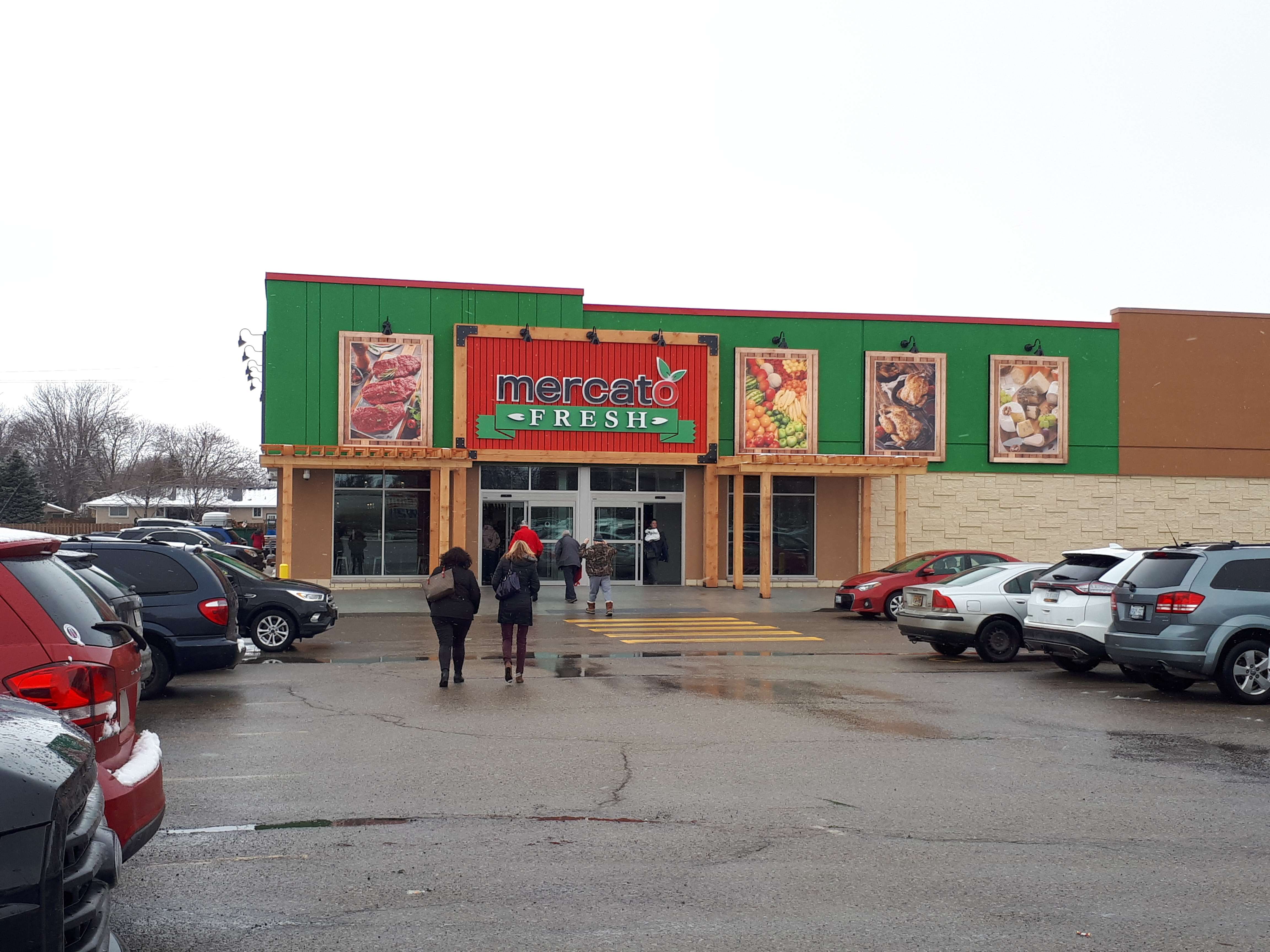 Lineups form at Mercato Fresh both inside and out