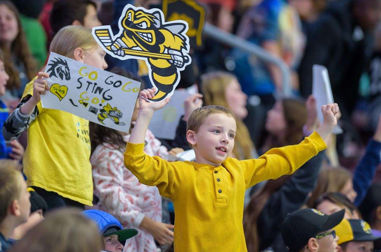 Sting lose 3-2 in 'School Day' game