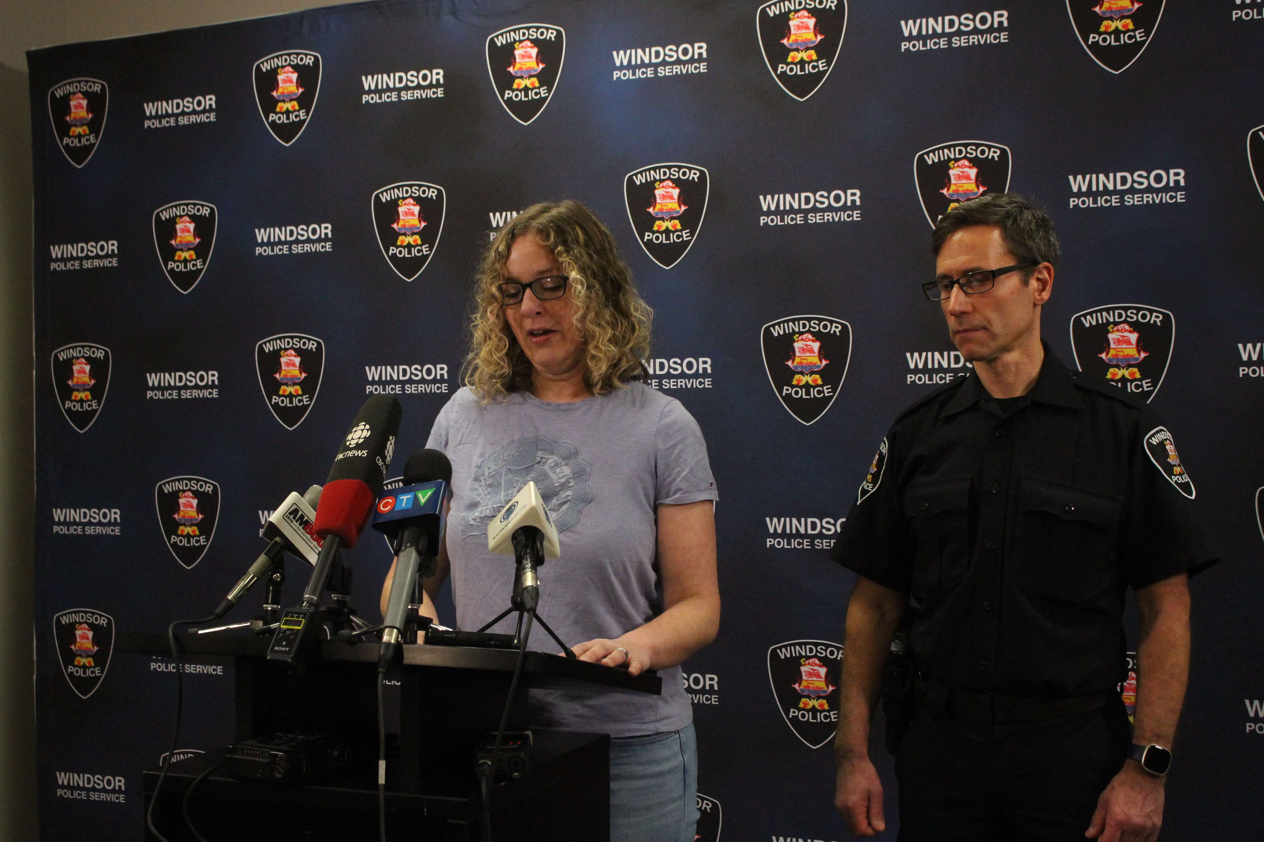 Mother Of Missing Girl Makes Plea To Find Daughter 6818